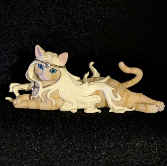 The Hamilton Collection | Accents | Lady Cat Godiva Cats In History ...